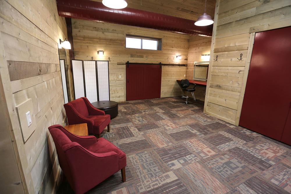 Red Barn Photo Gallery | Oakley City Utah